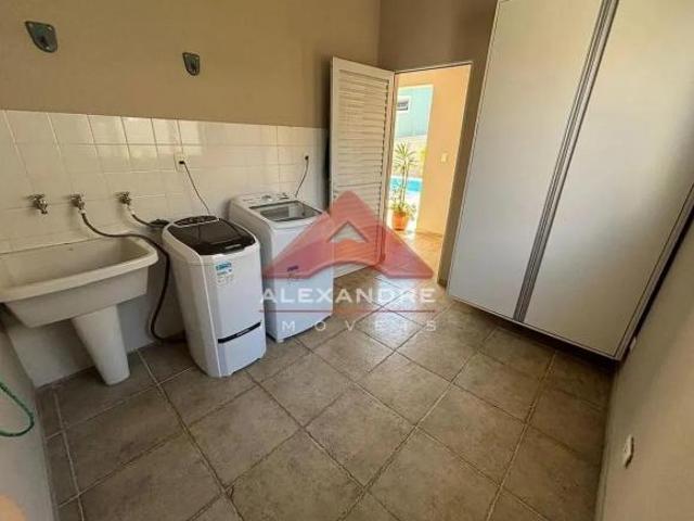 Casa em Condomínio Vila Patrícia, São José dos Campos/SP de 231m² 4 quartos à venda por R$ 1.050.000