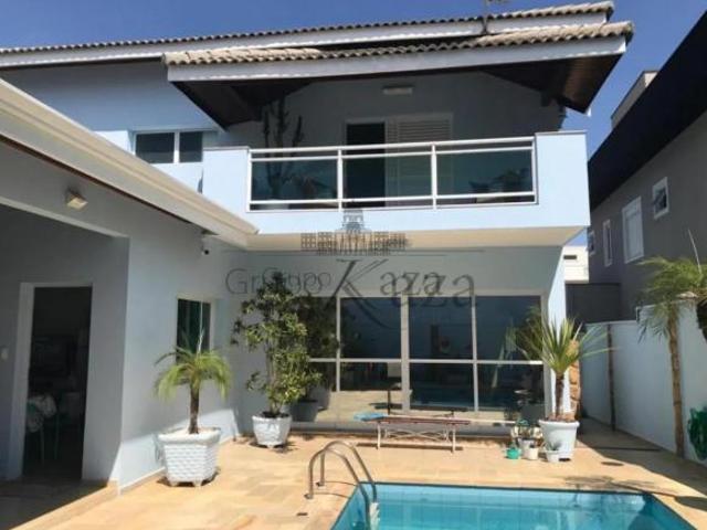 Casa em Condomínio Villa de Sant`Anna Jardim Altos de Santana I 4 Dormitórios 03 suítes 327m²