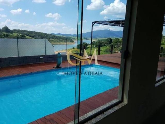 Casa em condomínio vista represa Jaguari