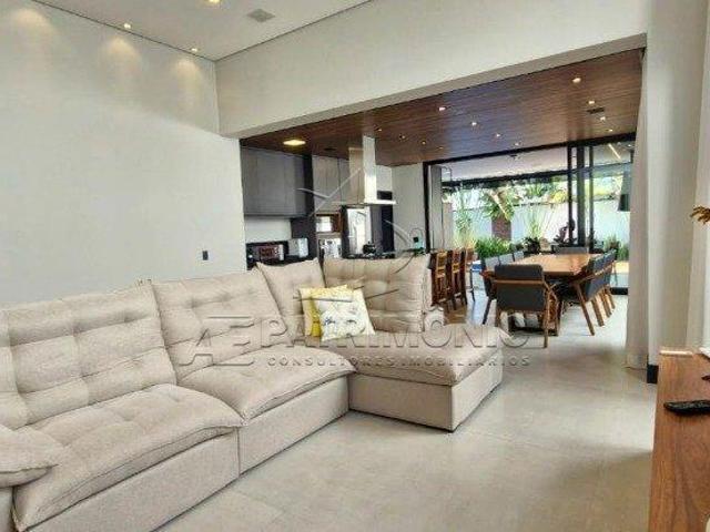 CASA EM CONDOMINIO, ZONA SUL