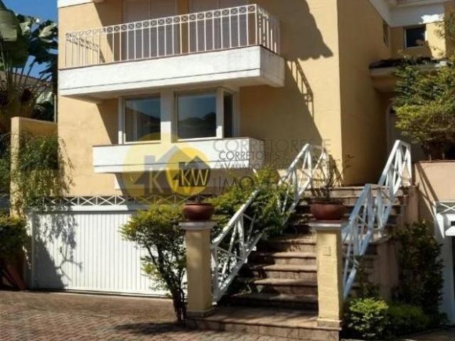 casa em condômino a venda no Alto da Boa Vista com 375m²oportunidade unica