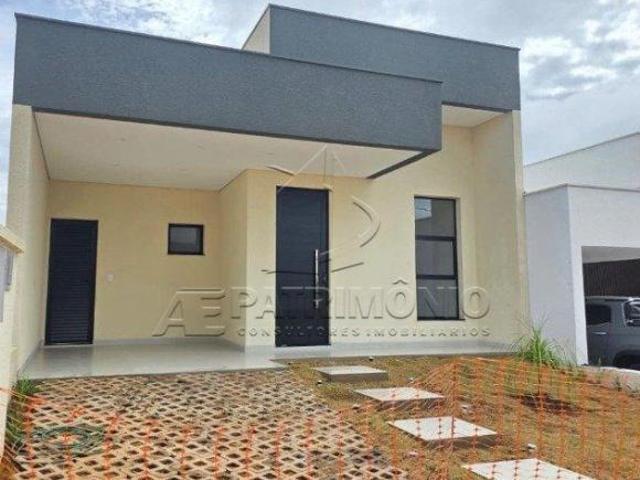 CASA EM CONDOMIO EM OBRAS