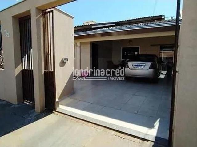 Casa em Conjunto Café, Londrina/PR de 150m² 3 quartos à venda por R$ 420.000,00