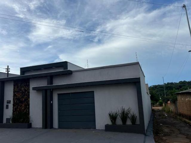Casa em Conjunto Dona Iris II, Trindade/GO