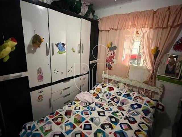 Casa em Conjunto Habitacional Vila dos Comerciários I Marília