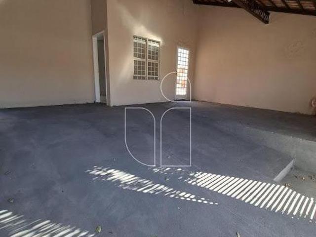 Casa em Conjunto Habitacional Vila dos Comerciários II Marília