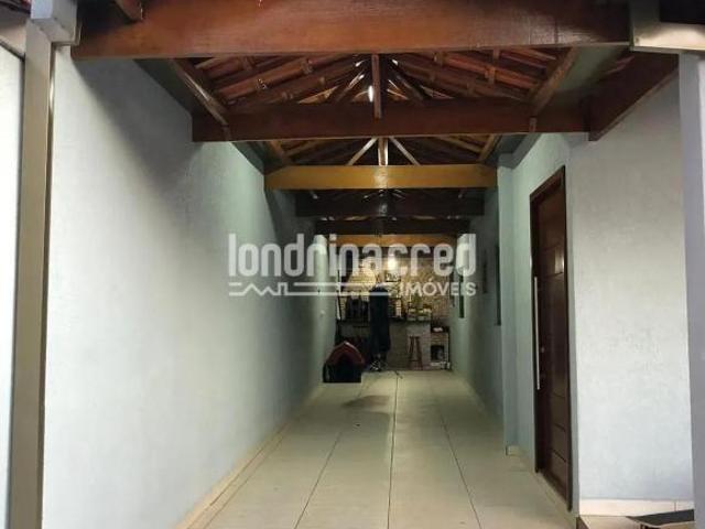 Casa em Conjunto Habitacional Alexandre Urbanas, Londrina/PR de 150m² 3 quartos à venda por R$ 415.0