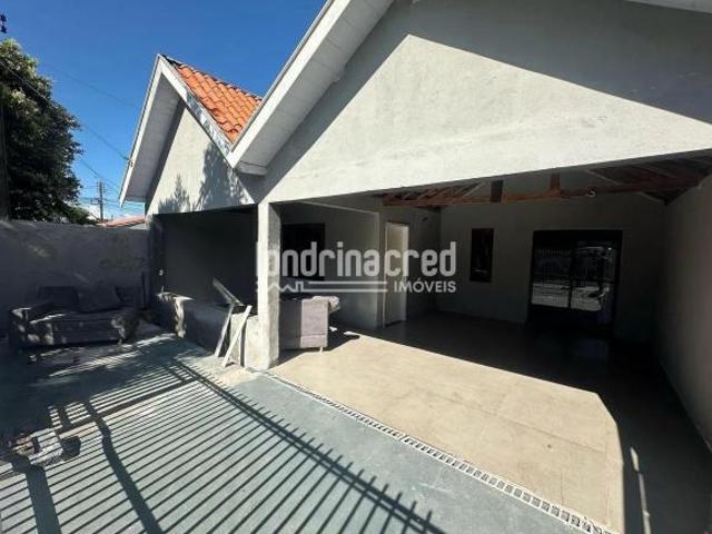 Casa em Conjunto Habitacional Alexandre Urbanas, Londrina/PR de 180m² 4 quartos à venda por R$ 390.0