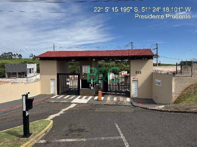Casa em Conjunto Habitacional Jardim Humberto Salvador, Presidente Prudente/SP de 43m² 2 quartos à venda por R$ 97.678,11