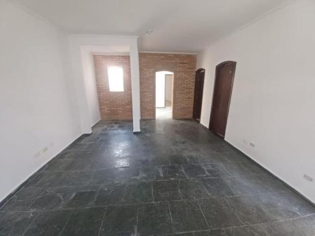 Casa em Conjunto Habitacional Júlio de Mesquita Filho, Sorocaba/SP de 144m² 2 quartos à venda por R$