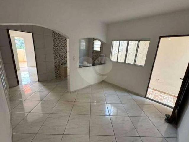 Casa em Conjunto Habitacional São José, Campo Limpo Paulista/SP de 88m² 3 quartos à venda por R$ 370