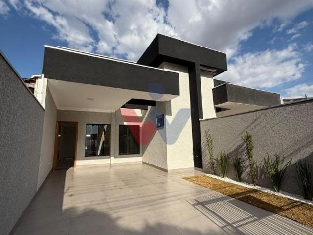 Casa em Conjunto João de Barro Itaparica, Maringá/PR de 150m² 3 quartos à venda por R$ 399.000,00