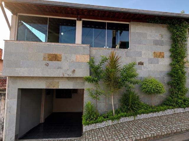 Casa em Conjunto Palmital São Benedito, Santa Luzia/MG de 150m² 3 quartos à venda por R$ 299.000,00