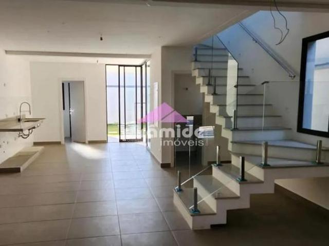 Casa em Conjunto Residencial Dom Pedro II, São José dos Campos/SP de 200m² 3 quartos à venda por R$