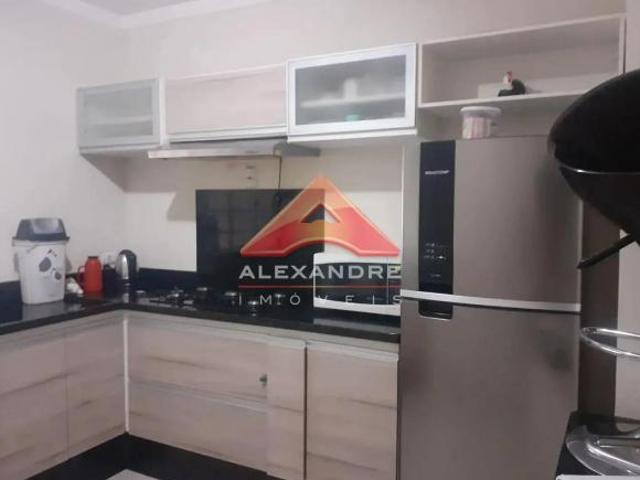 Casa em Conjunto Residencial Galo Branco, São José dos Campos/SP de 155m² 3 quartos à venda por R$ 5