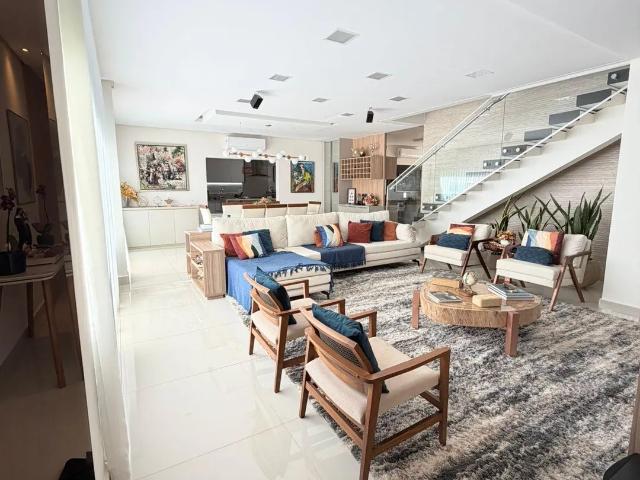 Casa em Conjunto Residencial Vivendas do Arvoredo, Londrina/PR de 320m² 4 quartos à venda por R$ 2.799.900,00