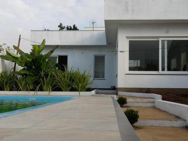 CASA EM CONSTRUÇÃO