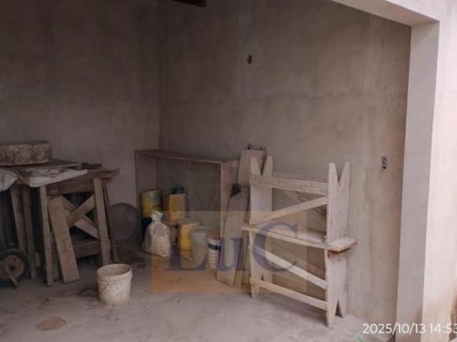 casa em construção. 2 comodos Jd California Sorocaba SP