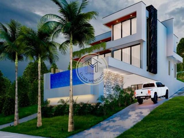 Casa em construção 3 suítes com terreno amplo 1260m², condomínio Capital Ville Cajamar