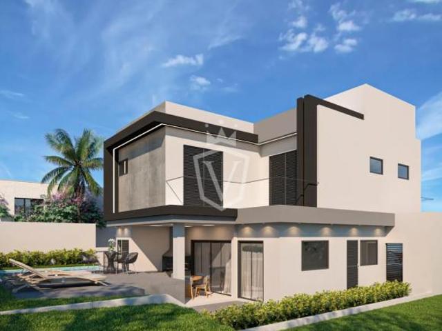 Casa em Construção à Venda no Condomínio Residencial Lago Azul, Jundiaí SP