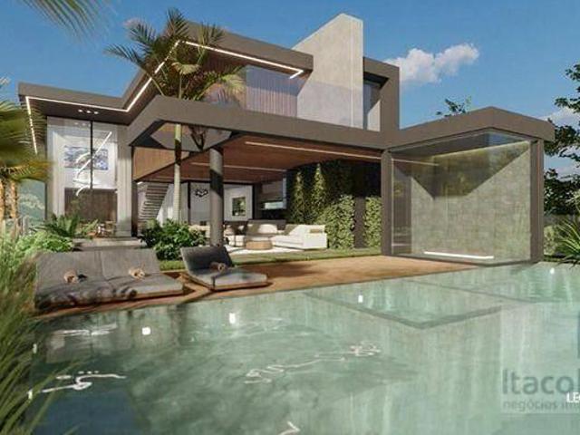 Casa em construção à venda no Residencial Tamboré 11