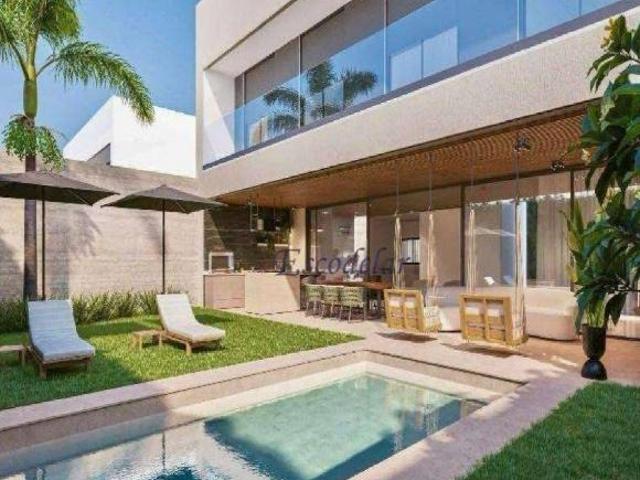 Casa, em construção, a venda, 4 suites,7 banheiros, 4 a 6 vagas, jardim dos estados, próximo a Chape