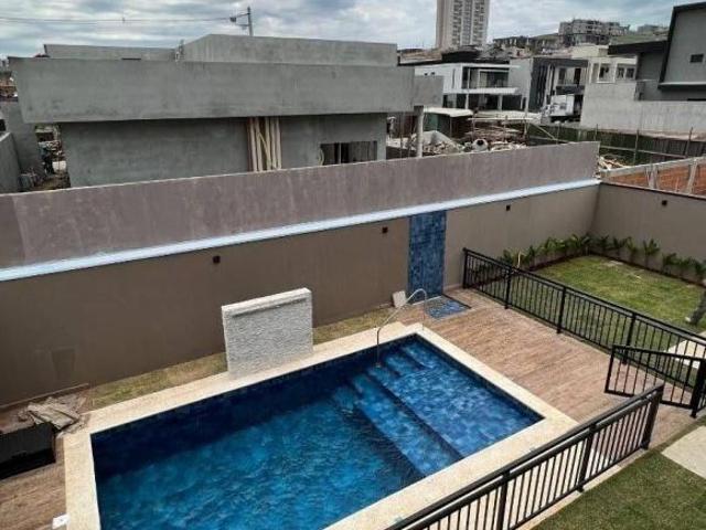 Casa em Construção Condomínio Condomínio Vivant Urbanova Urbanova I 4 Dormitórios 346m²