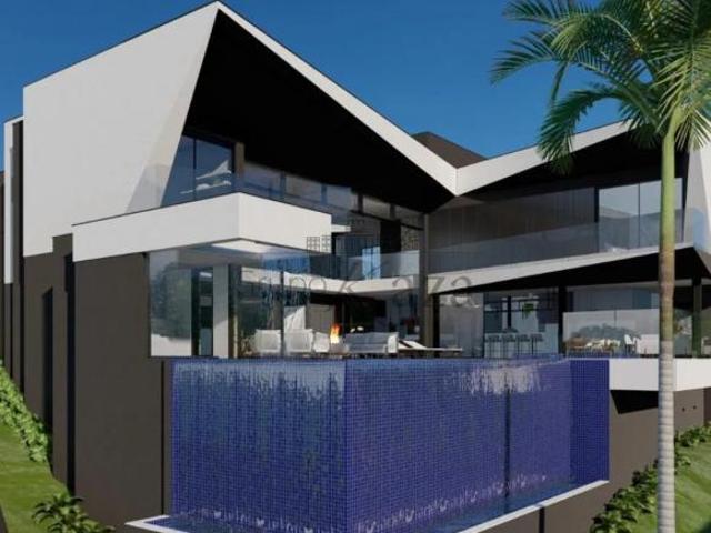 Casa em construção no Condomínio Alphaville I com 930 mts terreno 941,68m²