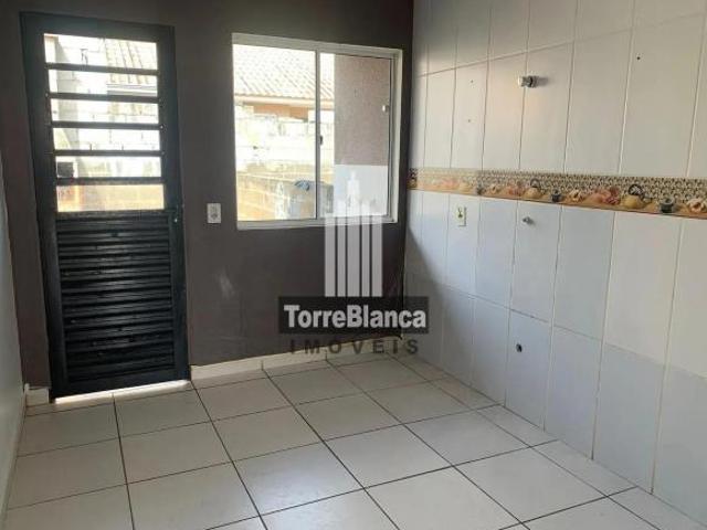 Casa em Contorno, Ponta Grossa/PR de 43m² 2 quartos à venda por R$ 140.000,00