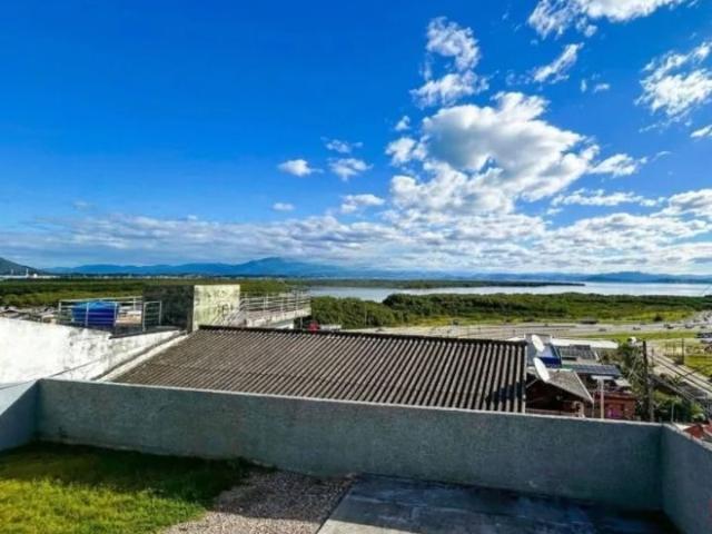 Casa em Costeira do Pirajubaé, Florianópolis/SC de 110m² 3 quartos à venda por R$ 719.900,00