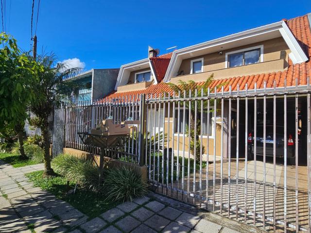 Casa em Costeira, São José dos Pinhais/PR de 264m² 5 quartos à venda por R$ 1.189.900,00
