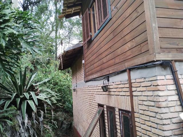 Casa em Córrego Grande, Florianópolis/SC de 230m² 4 quartos à venda por R$ 839.000,00