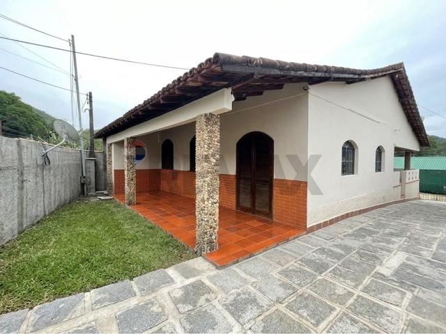 Casa em Cotia, Guapimirim/RJ de 249m² 3 quartos à venda por R$ 599.900,00