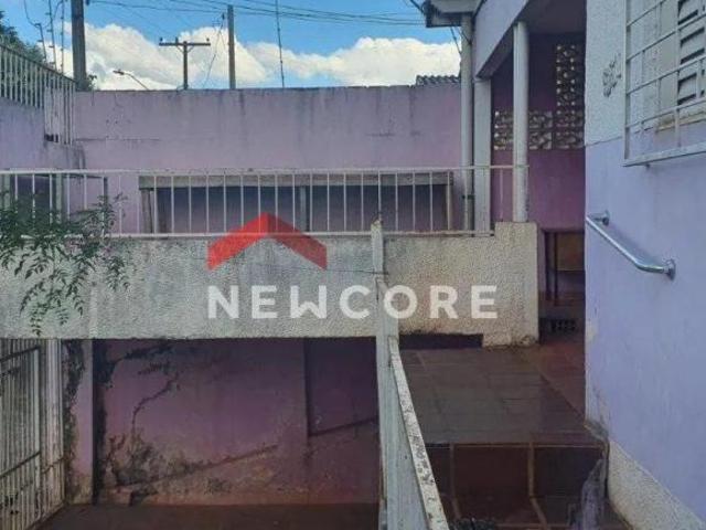 Casa em Rua Darcirio Egger Shangri lá Londrina/PR