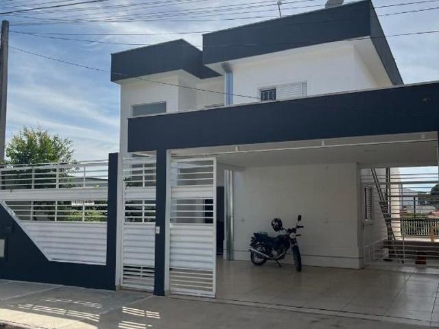 Casa em, / de 200m² 3 quartos à venda por R$ 779.000,00