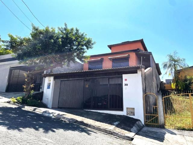 Casa em, / de 208m² 3 quartos à venda por R$ 648.000,00