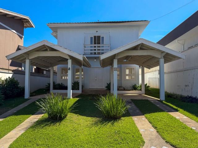 Casa em, / de 212m² 3 quartos à venda por R$ 1.500.000,00 ou para locação R$ 6.000,00/mes