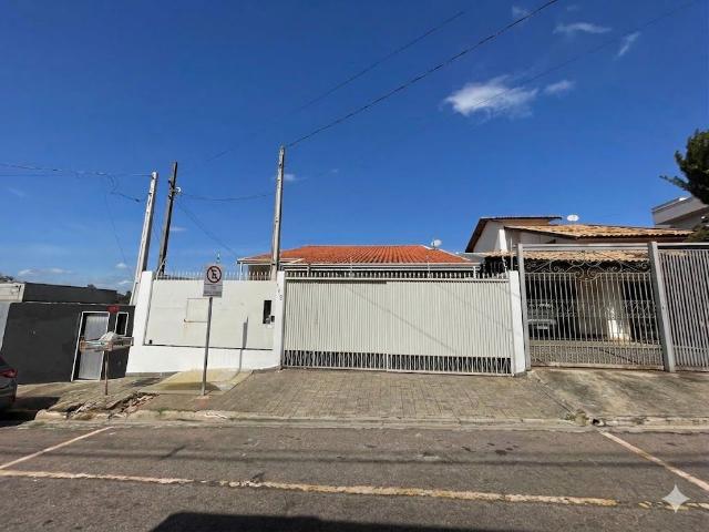 Casa em, / de 212m² 4 quartos para locação R$ 5.000,00/mes