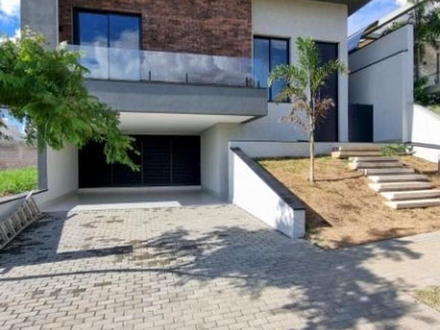 Casa em, / de 216m² 3 quartos à venda por R$ 1.889.900,00