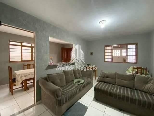 Casa em Dic II Conj Habitacional Doutor Antônio Mendonça de Bar, Campinas/SP de 160m² 3 quartos à venda por R$ 364.900,00