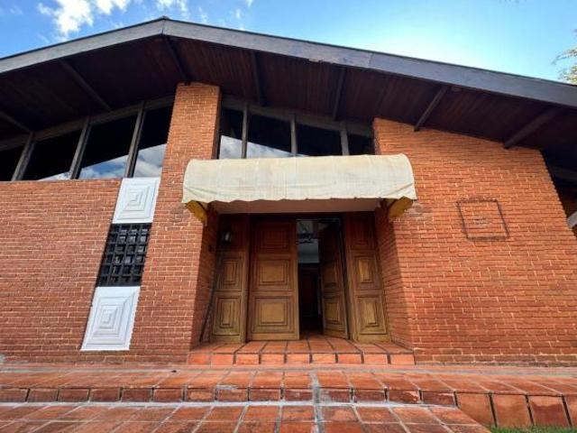 Casa em Dom Pedro, Londrina/PR de 740m² 8 quartos à venda por R$ 4.500.000,00 ou para locação R$ 30