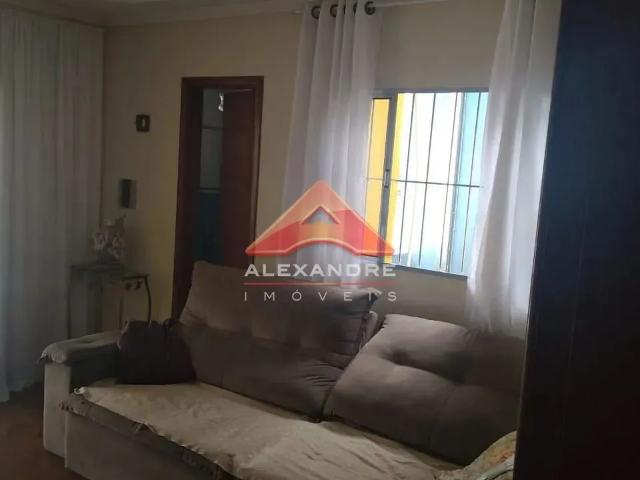 Casa em Eugênio de Mello, São José dos Campos/SP de 200m² 3 quartos à venda por R$ 599.000,00