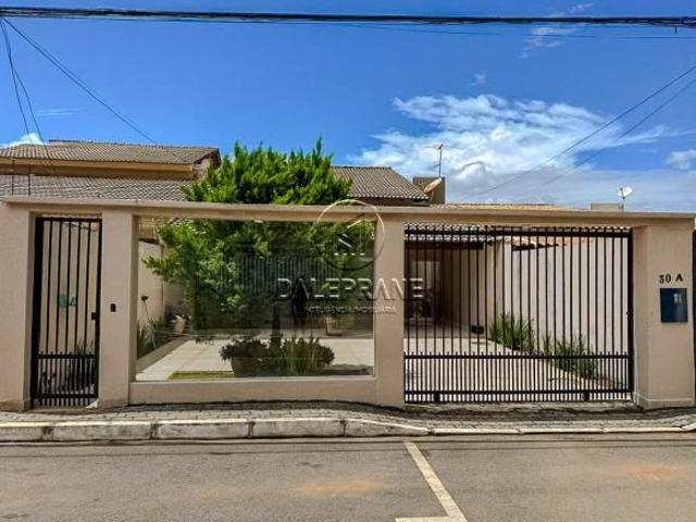 Casa em excelente condomínio na Vicente Pires