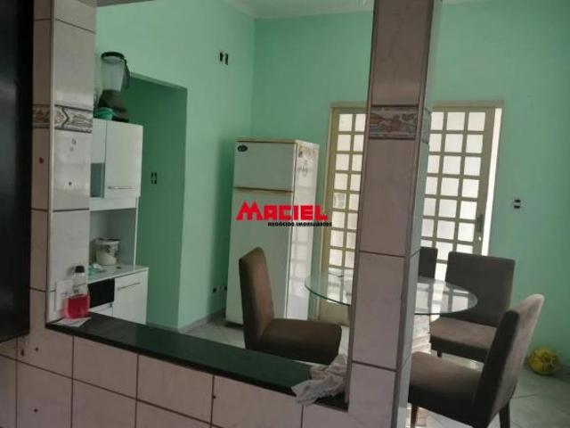 CASA EM EXCELENTE LOCALIZAÇÃO 03 DORMITORIOS TERRENO 250 MTS. JARDIM SATELITE