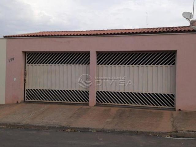 Casa em, Elias Fausto/SP de 152m² 2 quartos à venda por R$ 600.000,00