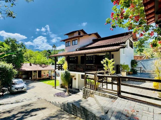 Casa em Engenho do Mato, Niterói/RJ de 210m² 4 quartos à venda por R$ 1.099.900,00