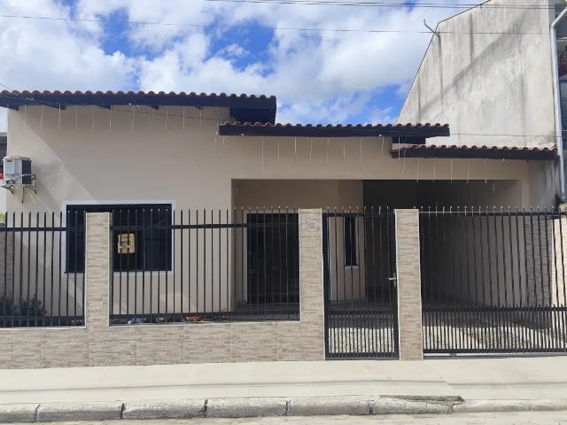 Casa em Espinheiros, Itajaí/SC de 114m² 2 quartos à venda por R$ 699.900,00