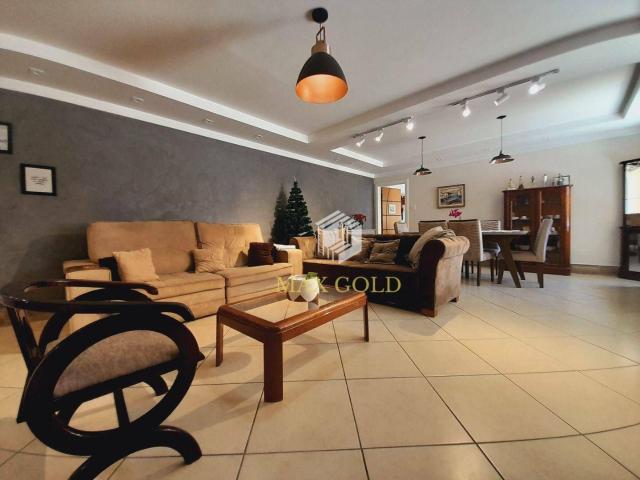 Casa em Esplanada Independência, Taubaté/SP de 250m² 3 quartos à venda por R$ 1.199.000,00