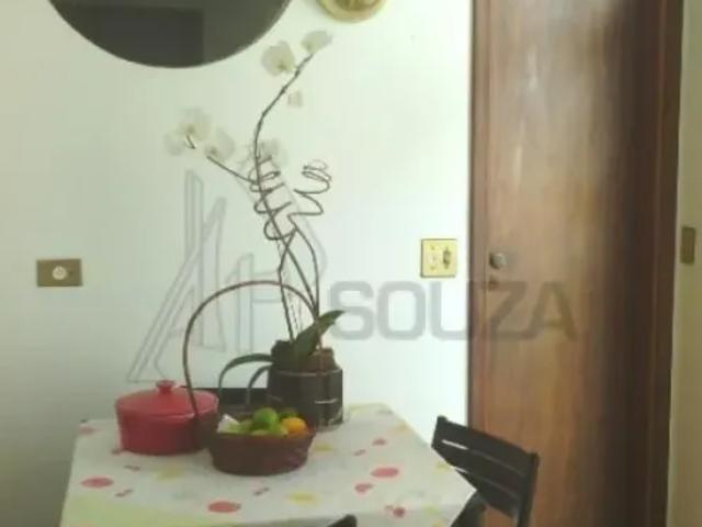 Casa em estilo colonial no Jardim França, 4 dormitórios, 4 suítes, 2 salas, quintal, 6 vagas