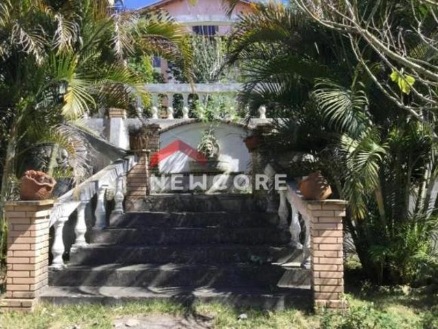 Casa em Estrada da União Quintas do Ingaí Santana de Parnaíba/SP
